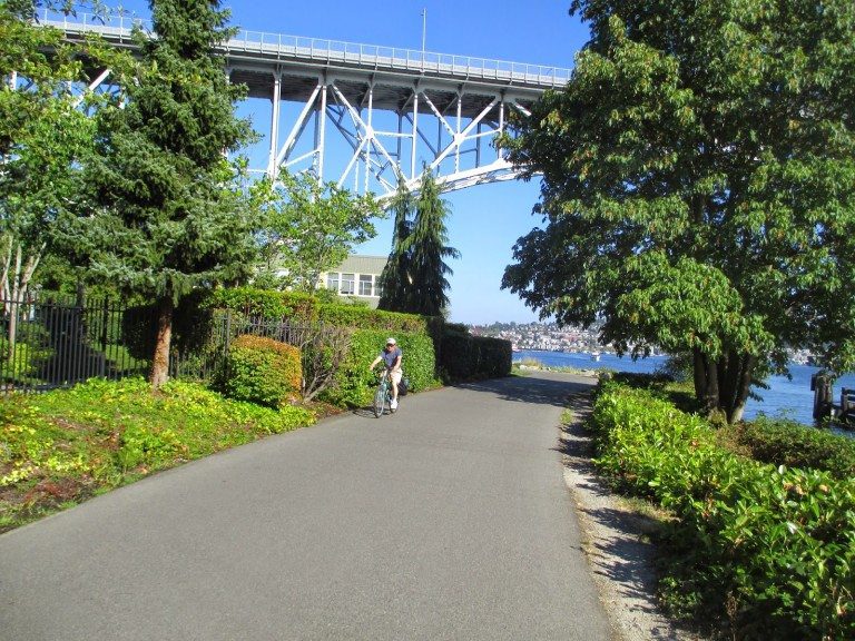 Burke-Gilman Trail - Let's Go Biking!Let's Go Biking!