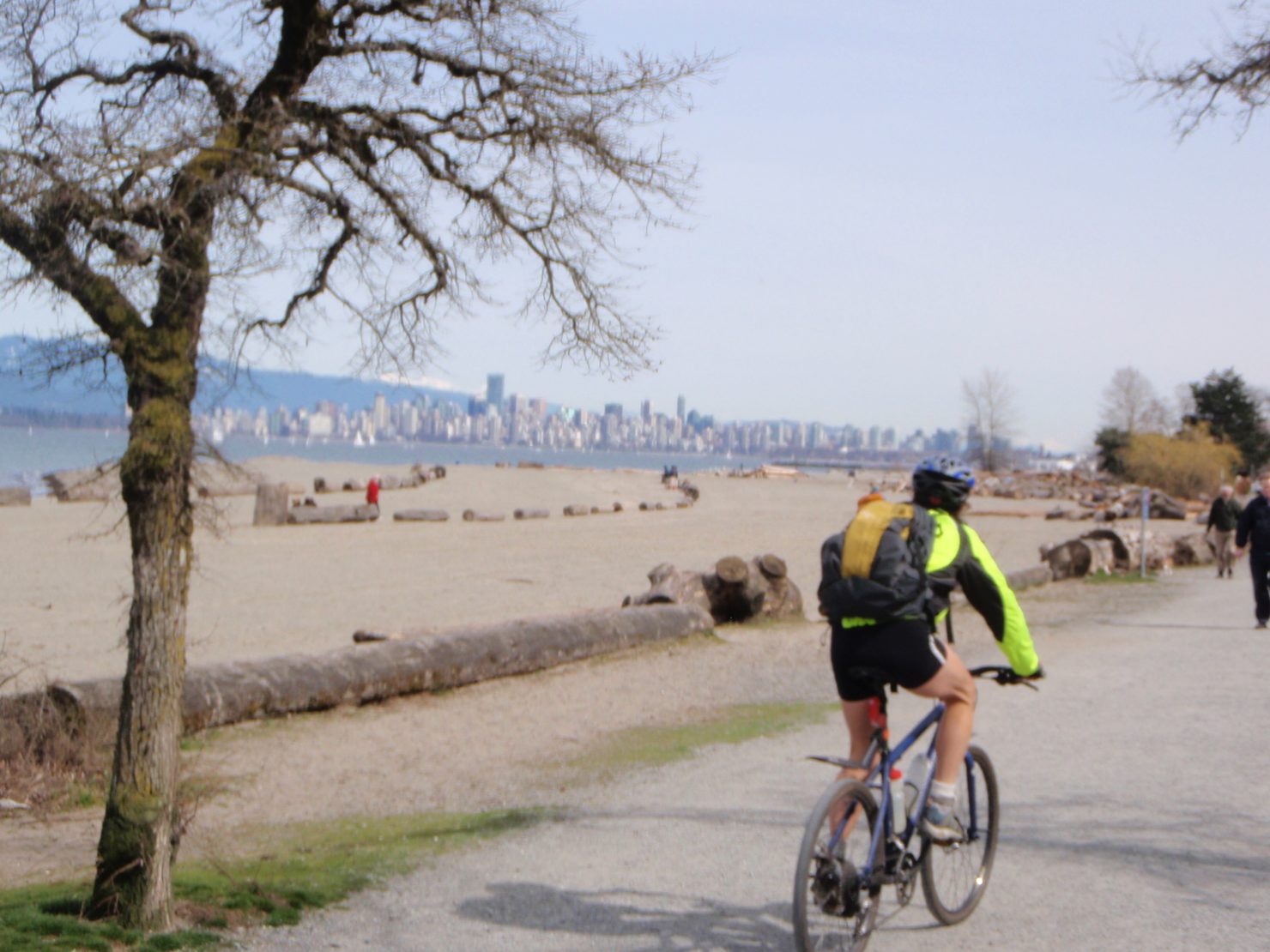 Seaside Beaches - Let's Go Biking!Let's Go Biking!